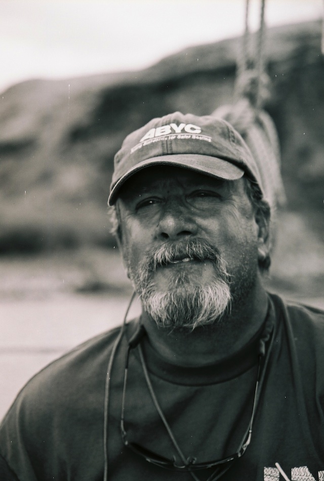 Hōkūleʻa — November 16, Sunrise: Skies clearing; first sighting of ...