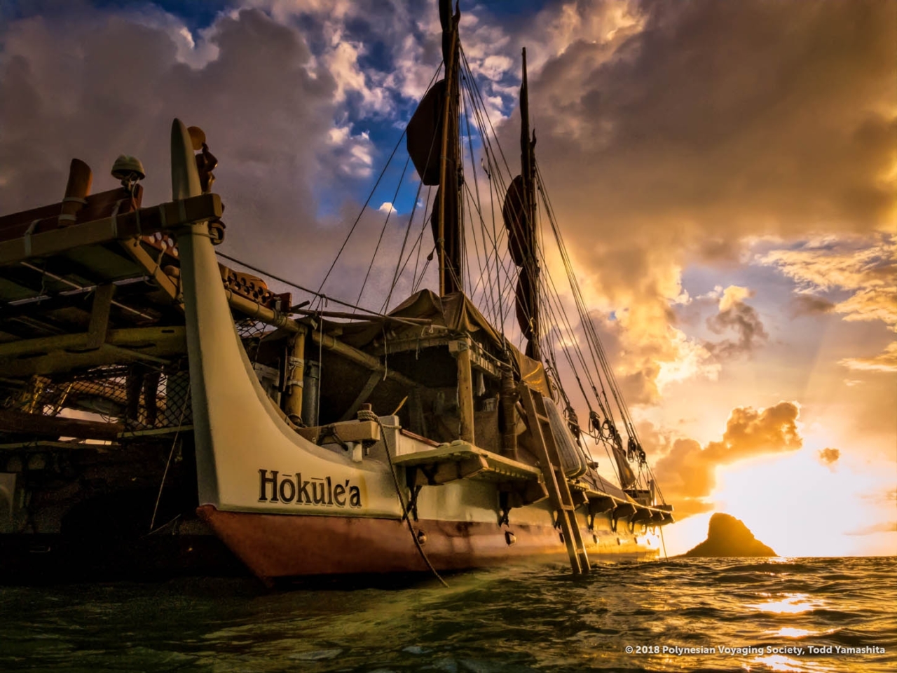 Hōkūleʻa — Hōkūleʻa to Return to Birthplace During Hakipuʻu Canoe ...